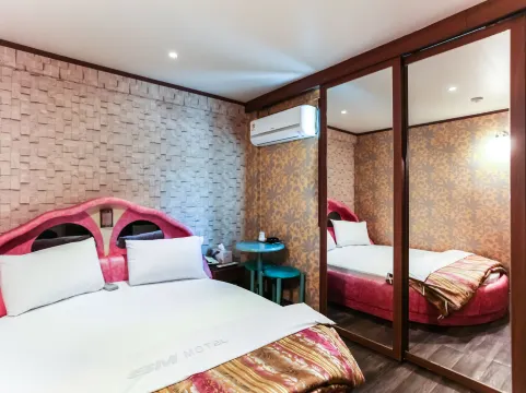 Pocheon  Royal Park - Pocheon-si