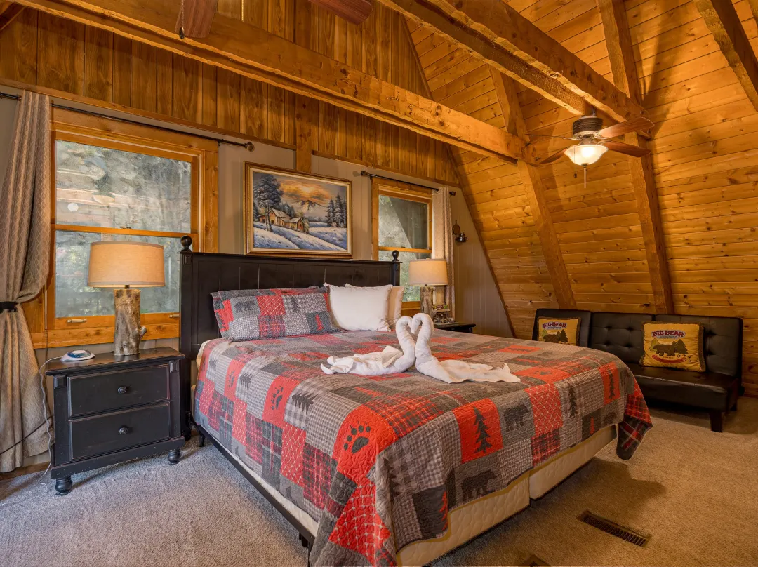 Expansive Mountain Views And Game Room - Stunning Secluded Retreat - Gatlinburg, TN