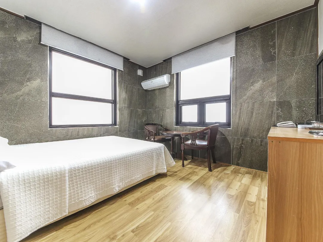 Seogwipo Shinsegye Hotel - Seogwipo-si
