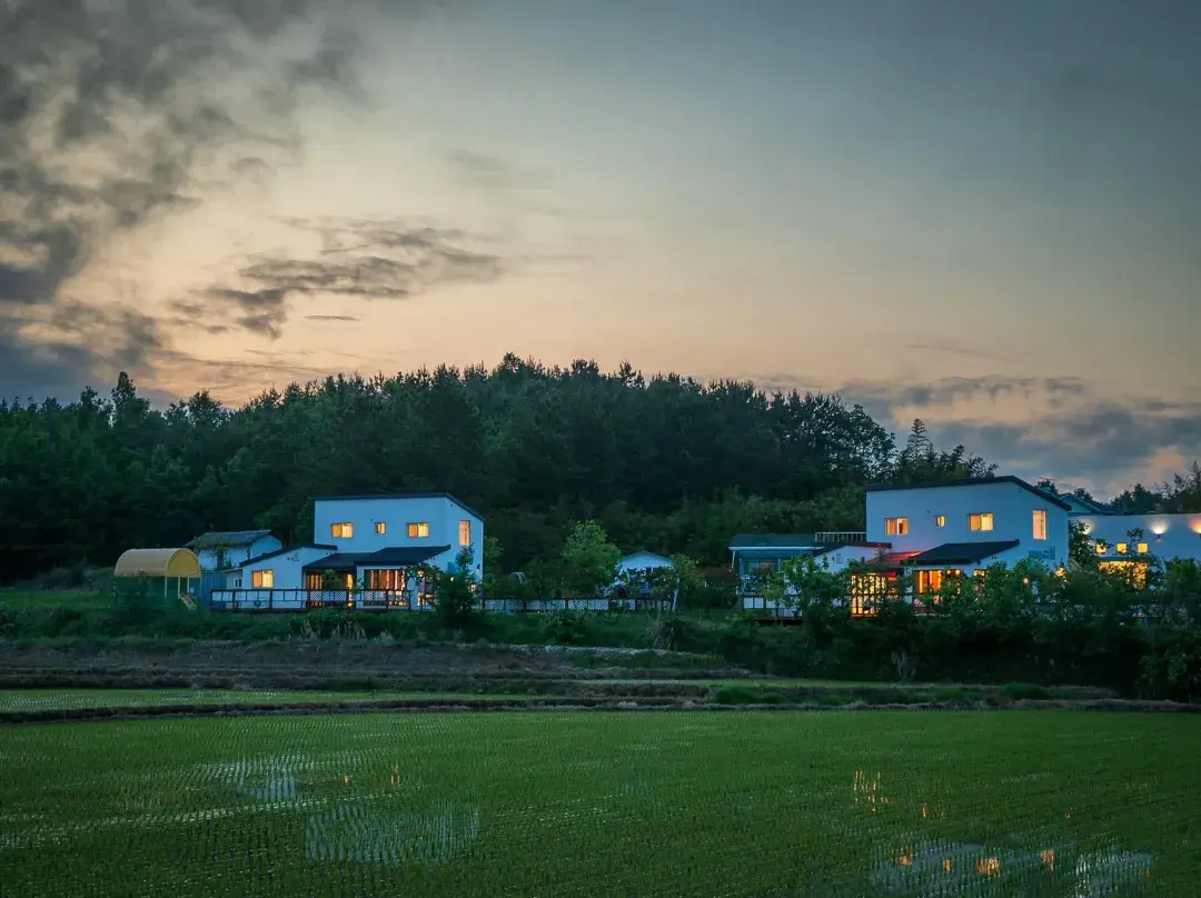 Gangneung Stay Poolvilla - Gangneung