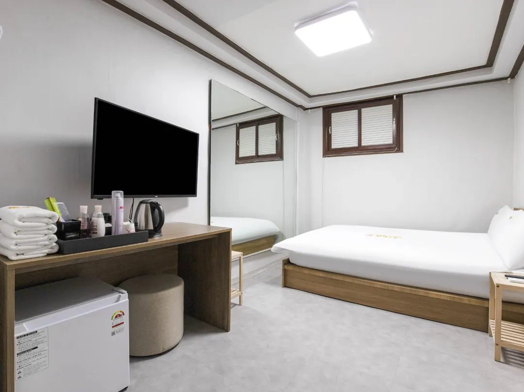 Q Motel - Seoul