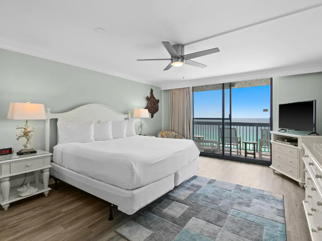 Indoor Pool And Tiki Bar With Restaurant - Vibrant Spacious Retreat - Destin, FL