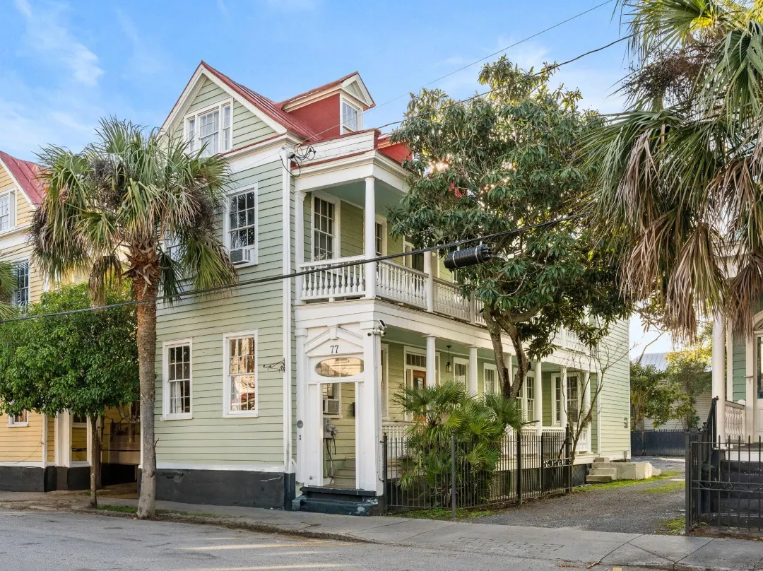 Cozy Patio And Access To Exclusive Club - Charming Historical Haven - Johns Island, SC