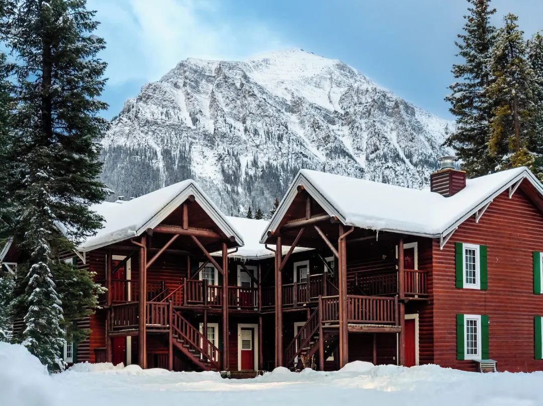 Paradise Lodge And Bungalows - Lake Louise