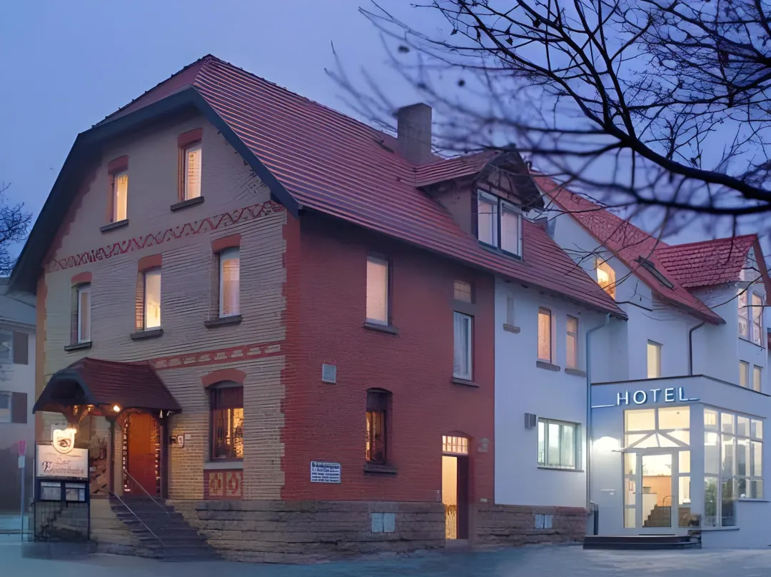 Hotel Zur Eisenbahn - Renningen