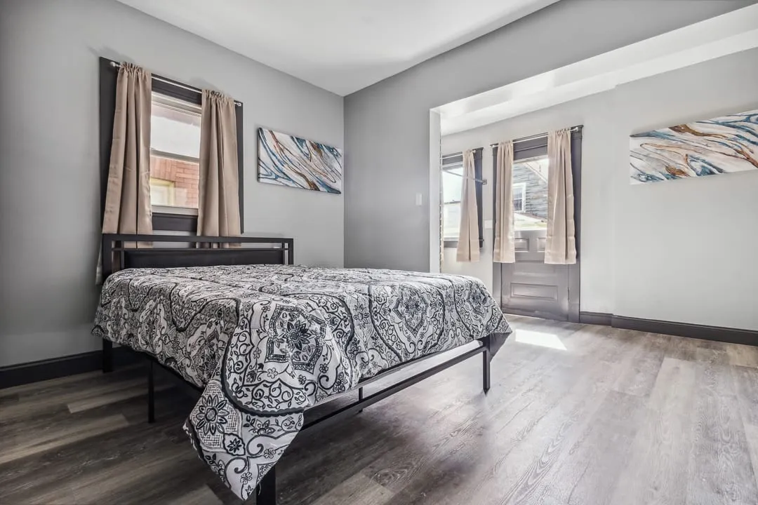 Relaxed 5br Retreat | Niagara Falls Nearby - Niagara Falls, NY