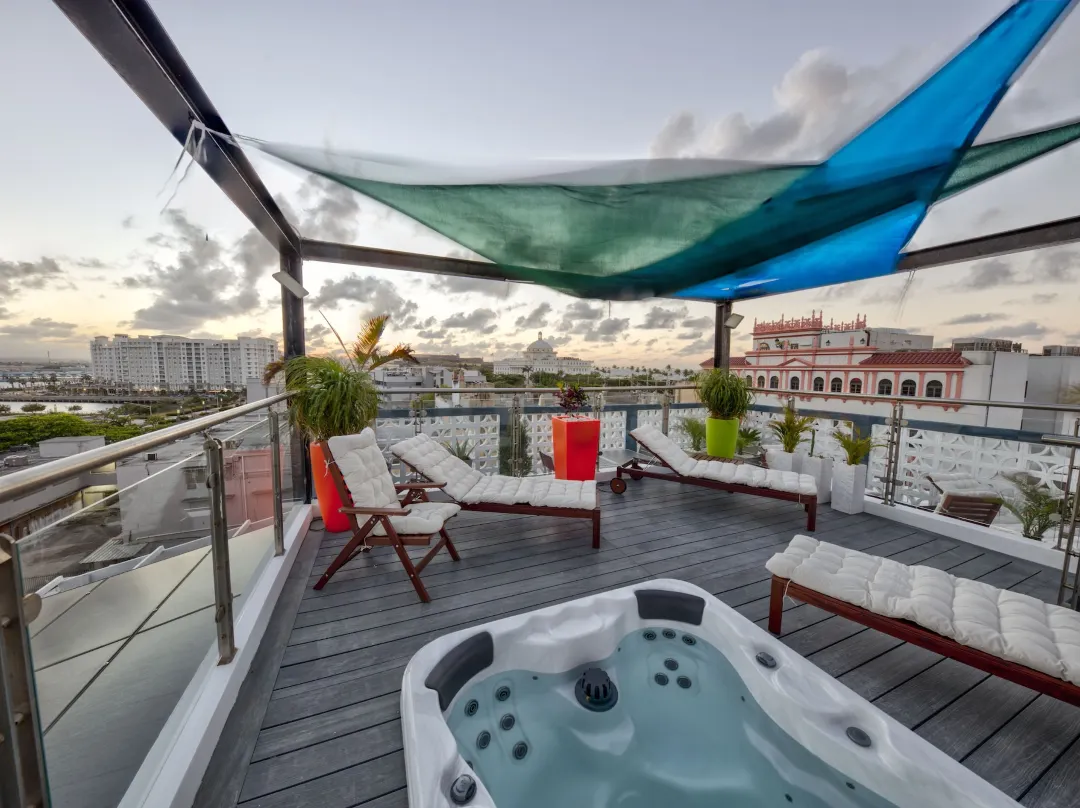 Hotel Puerto Valdés - Puerto Rico