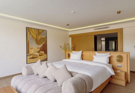 NOMMOS Beach RESORT & POOL CLUB, Marrakech - 2026 Updated Prices, Deals ...