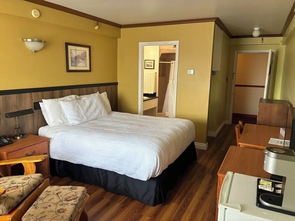 Hotel Motel Le Château - Lac-Mégantic