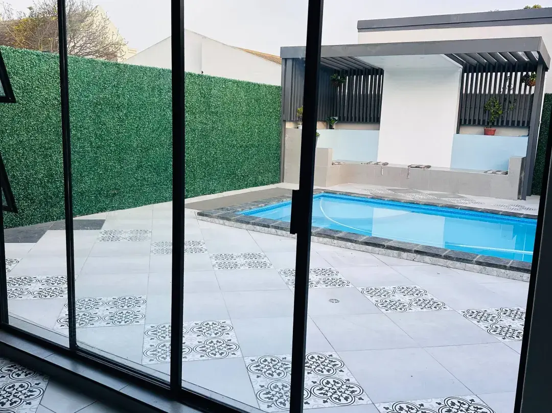 Entertainers Delight Near The Beach & Wine Routes! - Cape Town