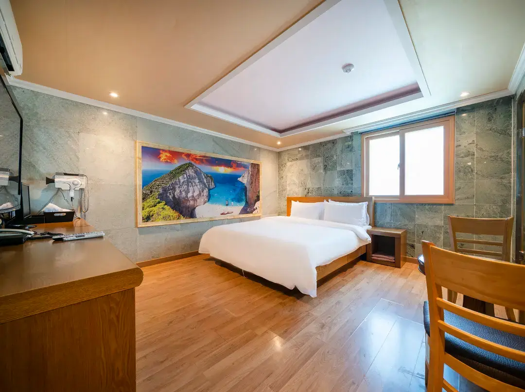Tongyeong Hotel Opera - Tongyeong