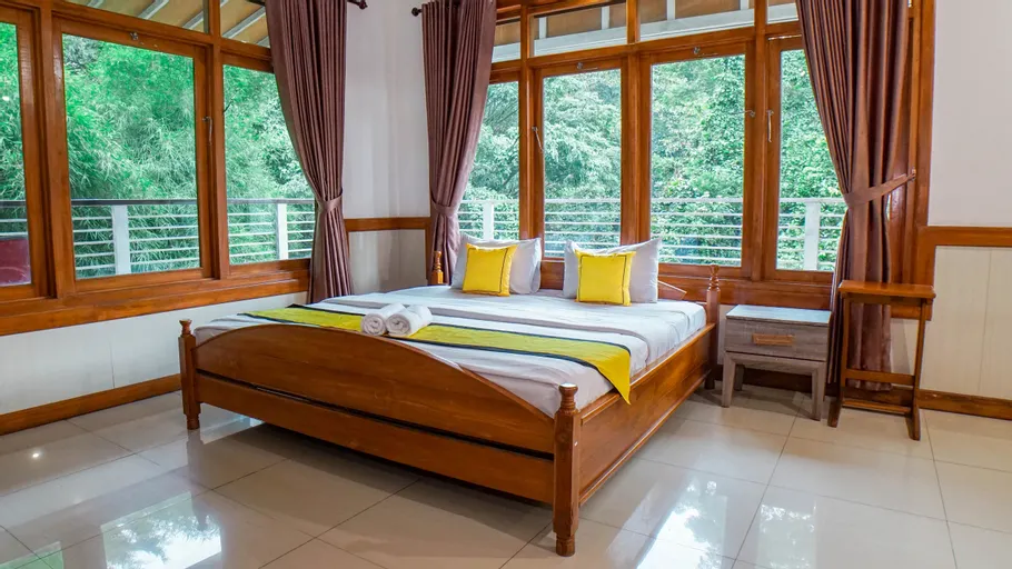 Tirtasari Nice Guest House - Bandung
