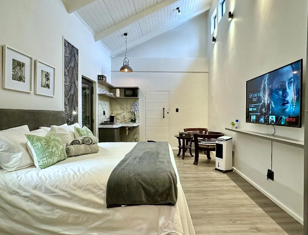 Spacube Luxury Suites And Spa - Centurion