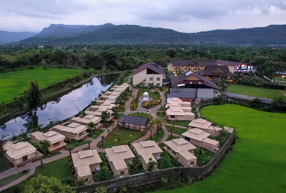 Radisson Blu Plaza Resort and Spa Karjat,Raigad - Updated Prices ...