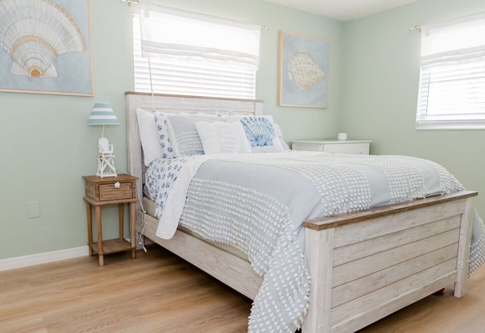 Skip 2 Siesta Key in a Golf Cart optional less than 2 miles to Siesta ...