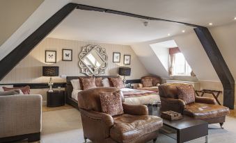 The White Horse Hotel, Romsey, Hampshire, Romsey - 2026 Updated Prices ...