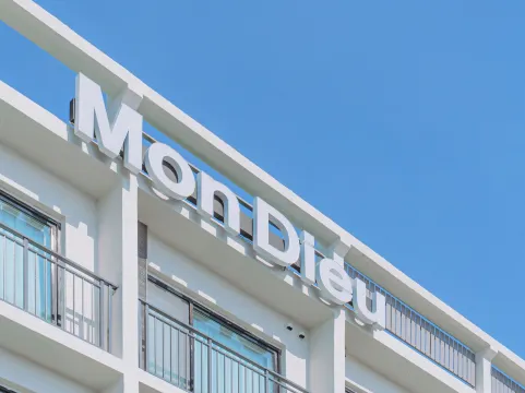 Mondieu Tourist Hotel - Jeju