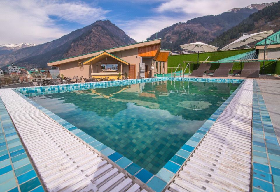 Coral Resort and Spa Centrally Heated Mountain Side Resort Manali ...