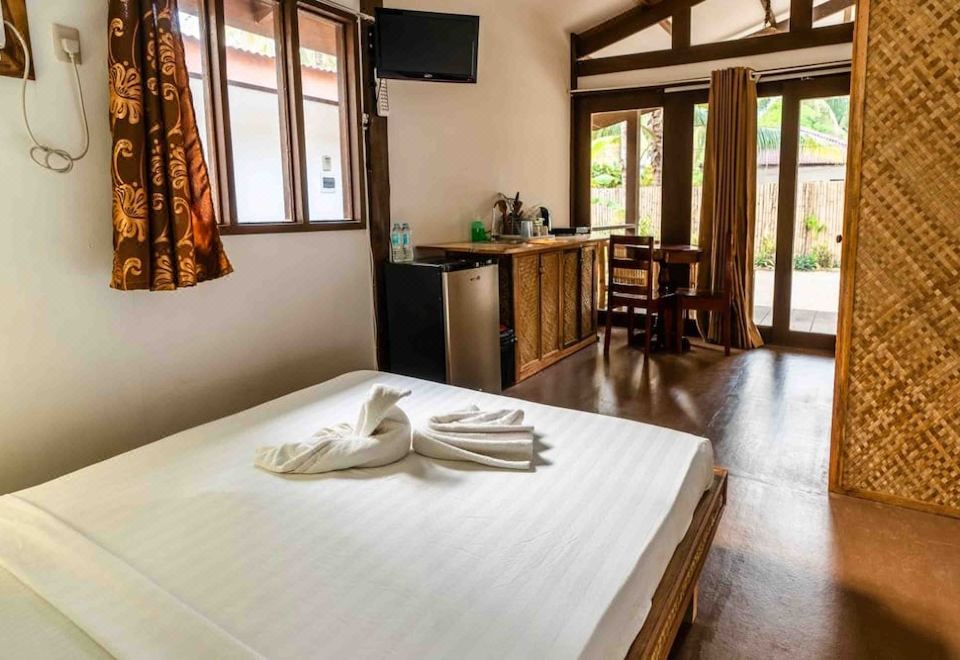 Romantic Beach Villas,General Luna - Updated Prices & Hotel Reviews ...