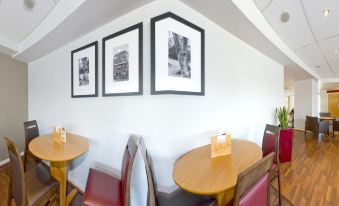 Holiday Inn Express LONDON CHINGFORD-NTH CIRCULAR by IHG (Waltham ...