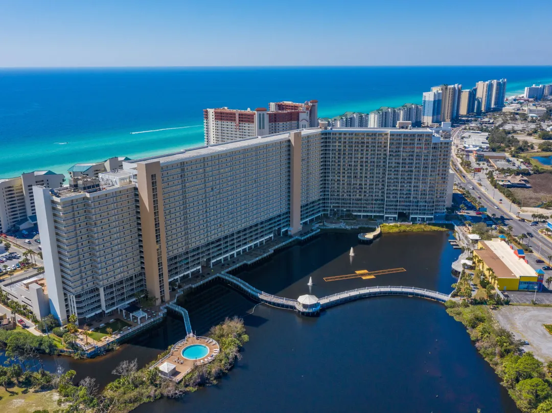 Refreshing Pools And Gorgeous Lake Views - Stunning Family Retreat - Panama City Beach, FL