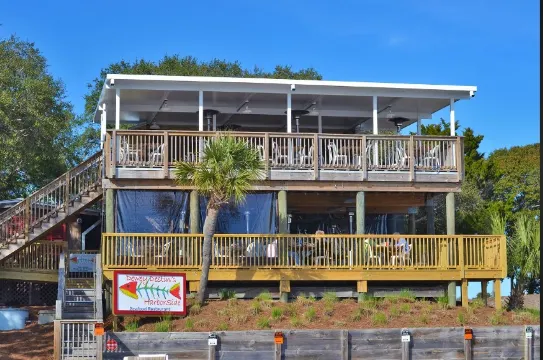 Private Patio And Beach Service Included - Gorgeous Gulf-front Oasis - Fort Walton Beach, FL