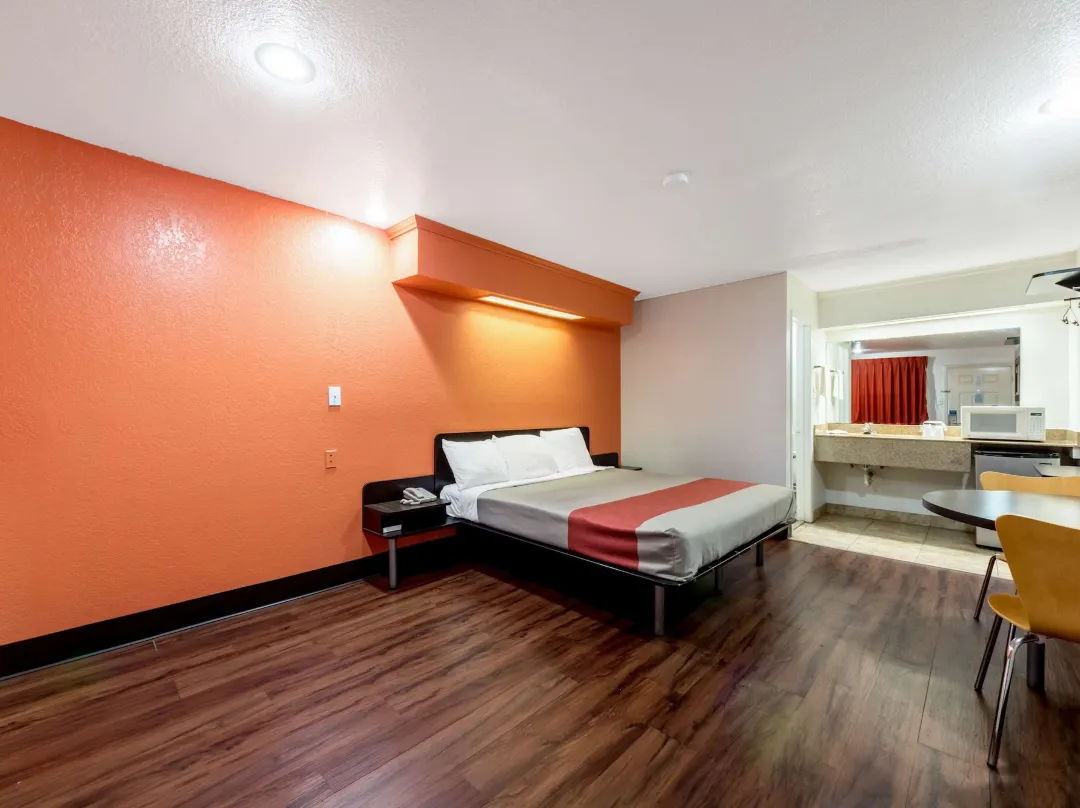 Motel 6 San Antonio, Tx - Splashtown - 