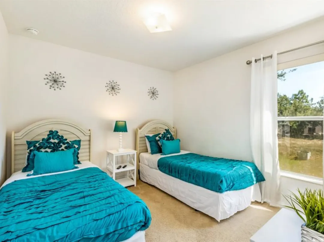 5 Bedroom Platinum Home With Games Room And Spa - Davenport, FL