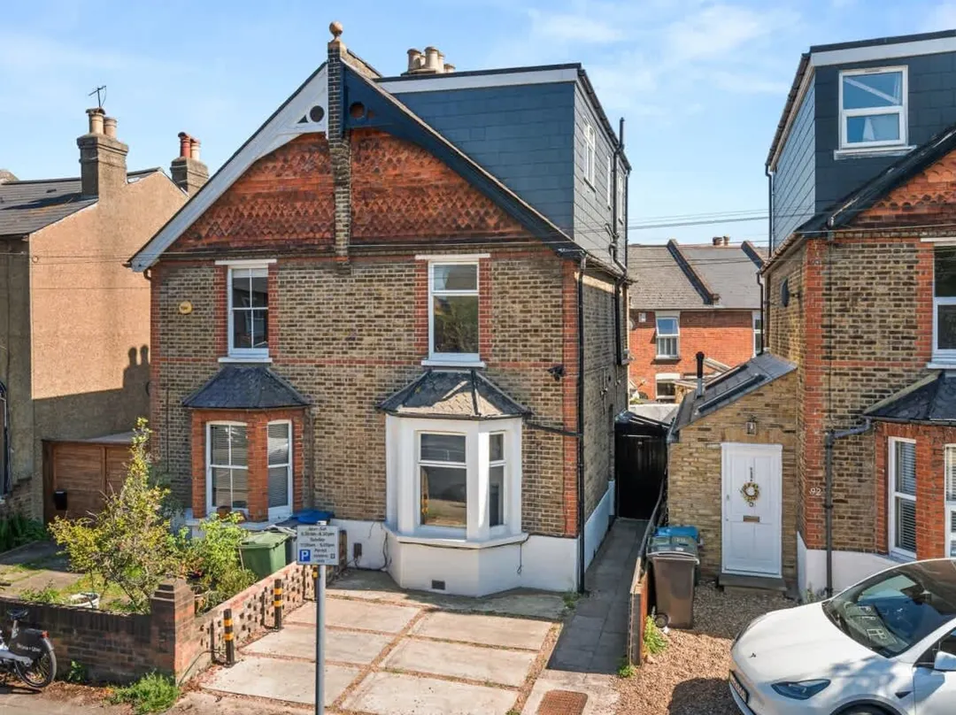 Big Family Home! Free Parking, Fast Wifi, Garden - Kingston upon Thames