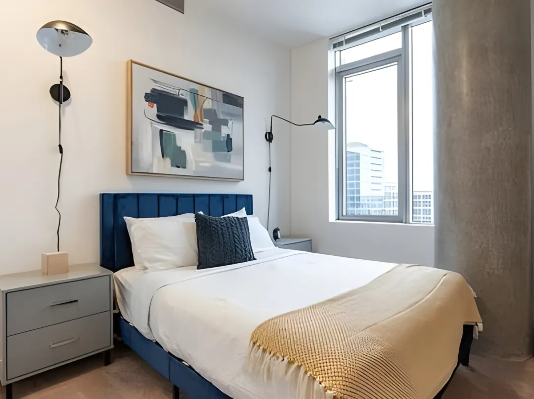 2br Penthouse | Gym, Pool | Bellevue | Sophari A - Bellevue, WA