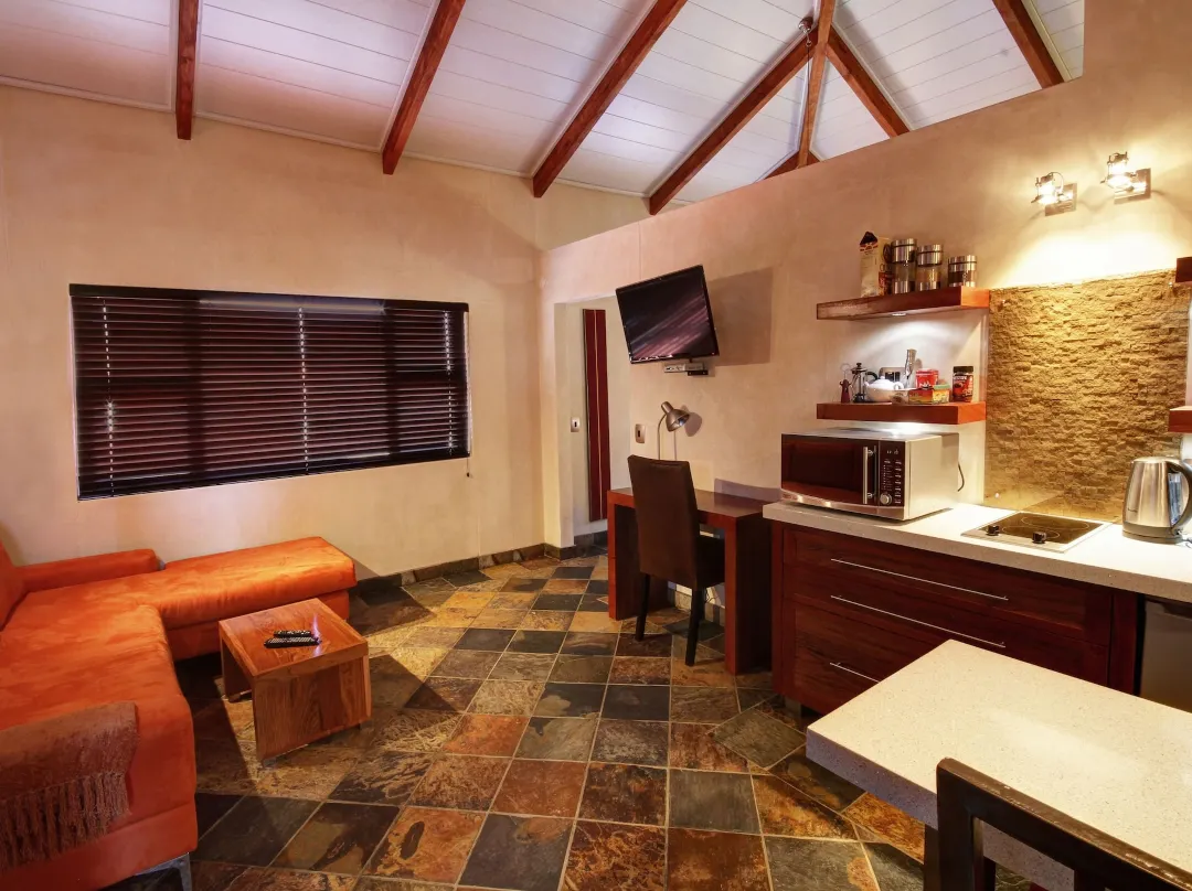 Hartmann Suites Serviced Self-catering Apartments - Windhoek