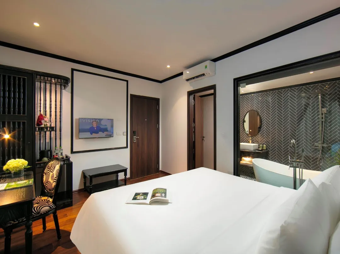 Hanoi Le Chateau Hotel & Spa - Hanoi
