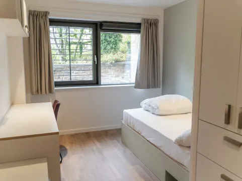 Destiny Student - Burnet Point - Edinburgh