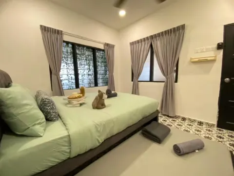 Ruma Junction 3br 10 Pax - Malacca