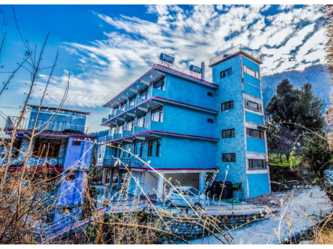 Goroomgo Hotel Saras Manali - Near Hadimba Devi Temple - Manali
