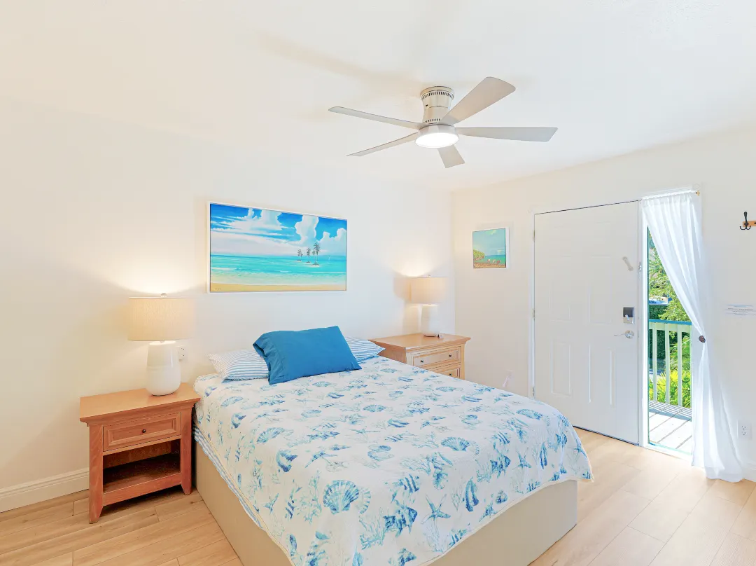 Steps To Beach And Reef Snorkeling Adventure - Charming Coastal Escape - Siesta Key, FL