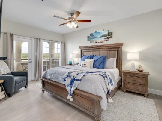 Luxury Amenities And Scenic Lake Views - Exquisite Relaxation Retreat - Lakeway, TX