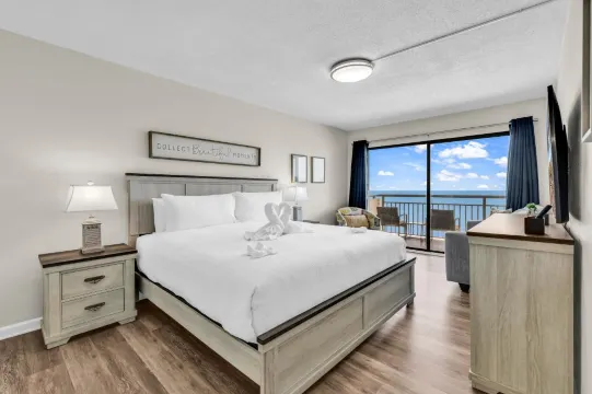 Ocean Views And Resort Amenities - Spectacular Coastal Sanctuary - Surfside Beach, SC