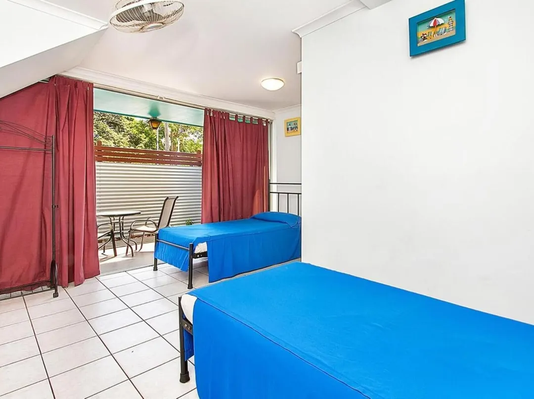 Caravella Backpackers - Cairns