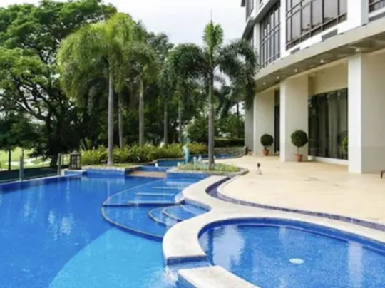 Executive Suites Bellagio Golf View Residences - Makati