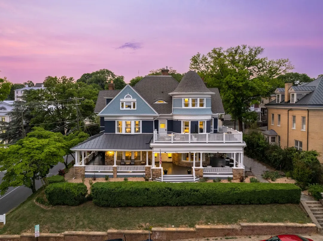 The Historic Berkeley Place - Staunton, VA