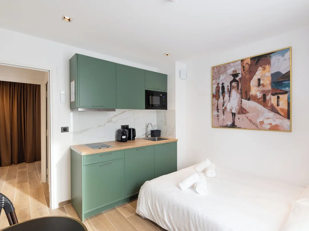 Les Suites Tour Eiffel - Val-d'Oise