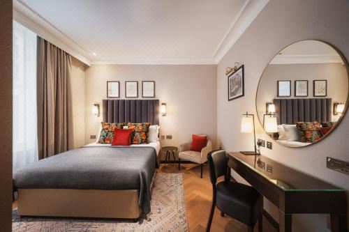 The Selwyn, Richmond - Twickenham