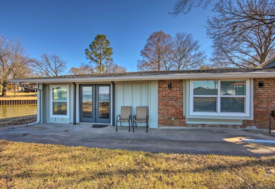 Water Views and Deck Gun Barrel City Cottage!,Payne Springs - Updated ...