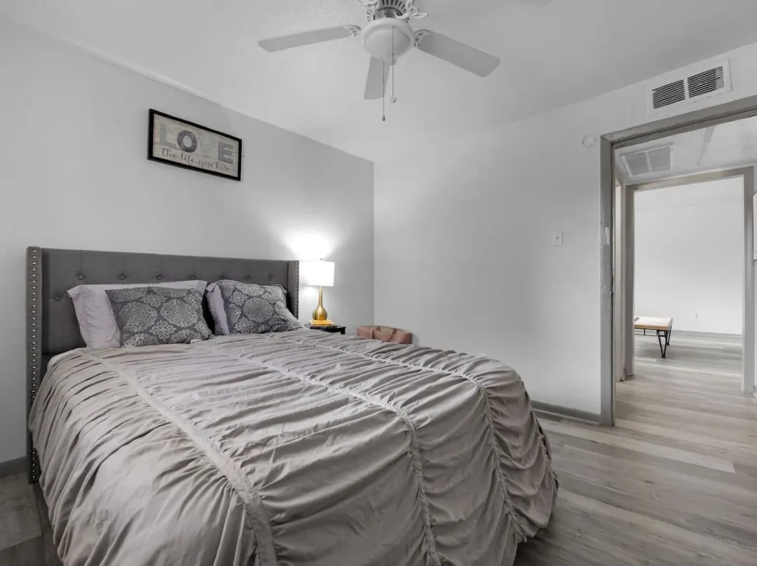 Charming Getaway With City Access And Comfort - Inviting Retreat - Dallas