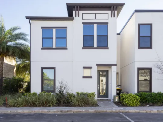 Hot Tub, Themed Spaces And Resort Amenities - Stunning Retreat - Davenport, FL