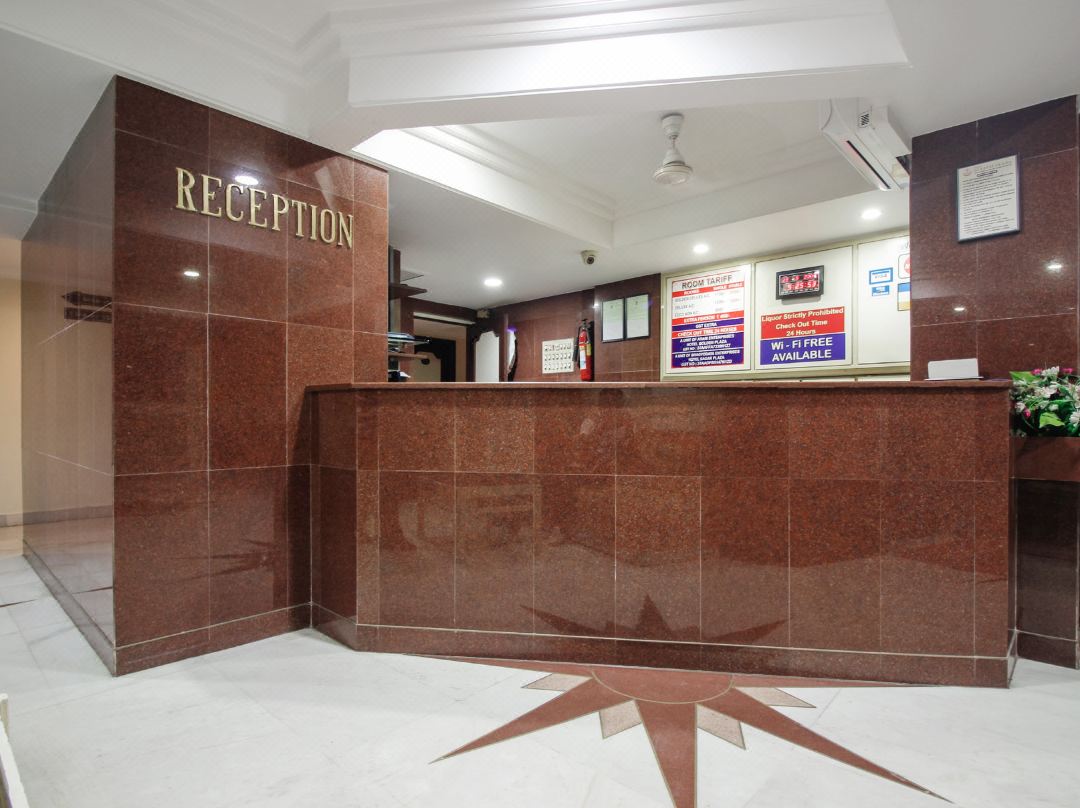 Hotel Golden Plaza - Surat
