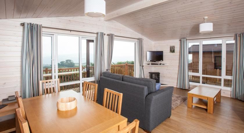 Highlands End Holiday Park,Bridport - Updated 2024 Reviews & Prices ...