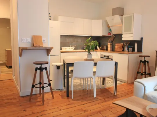 70 Rue Thiers Championnet, Close Sncf, New & Design, 2 Bedrooms, 1 Office - Grenoble