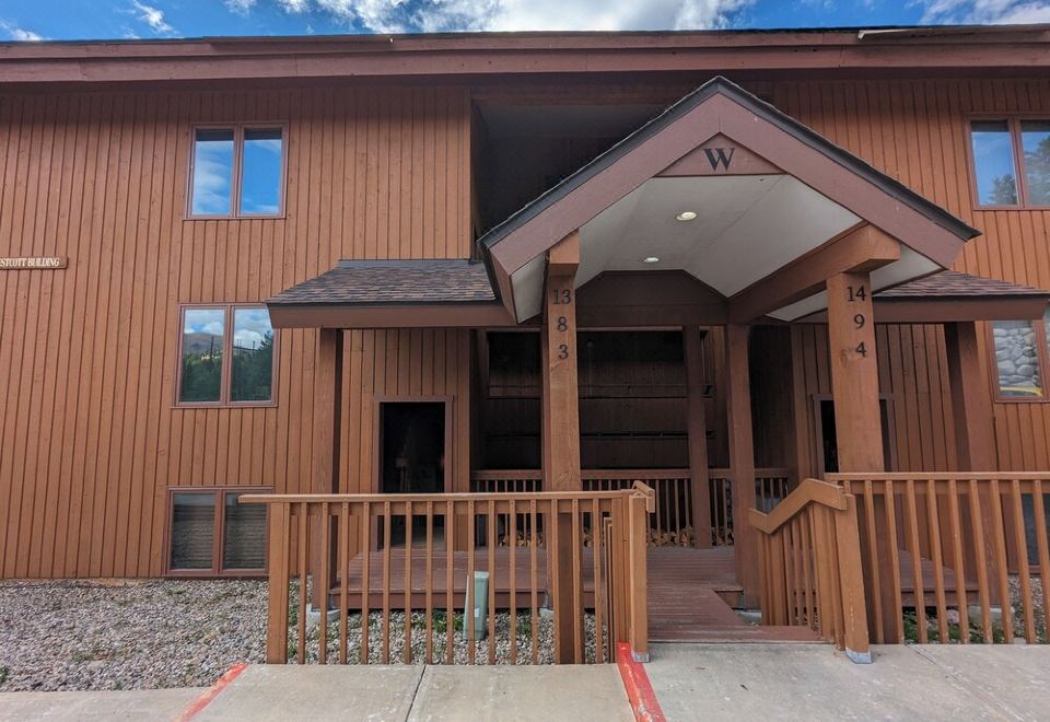 Escape to Shadow Mountain Lake, Grand Lake - 2025 Latest Prices & Deals ...